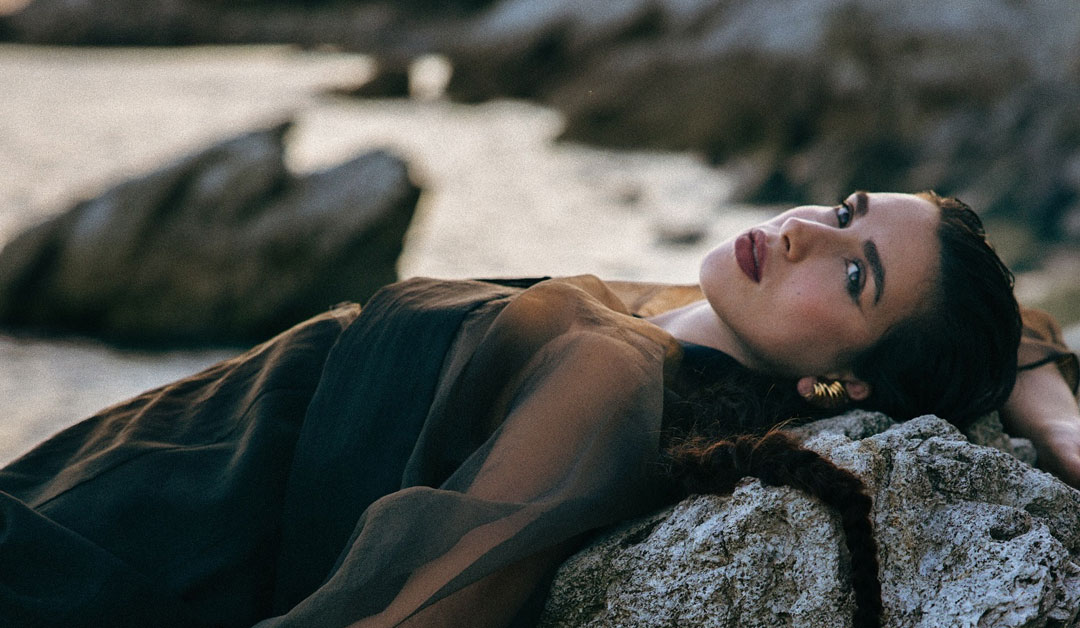 Flora: «Ora scrivo partendo da una linea melodica nella mia testa ...